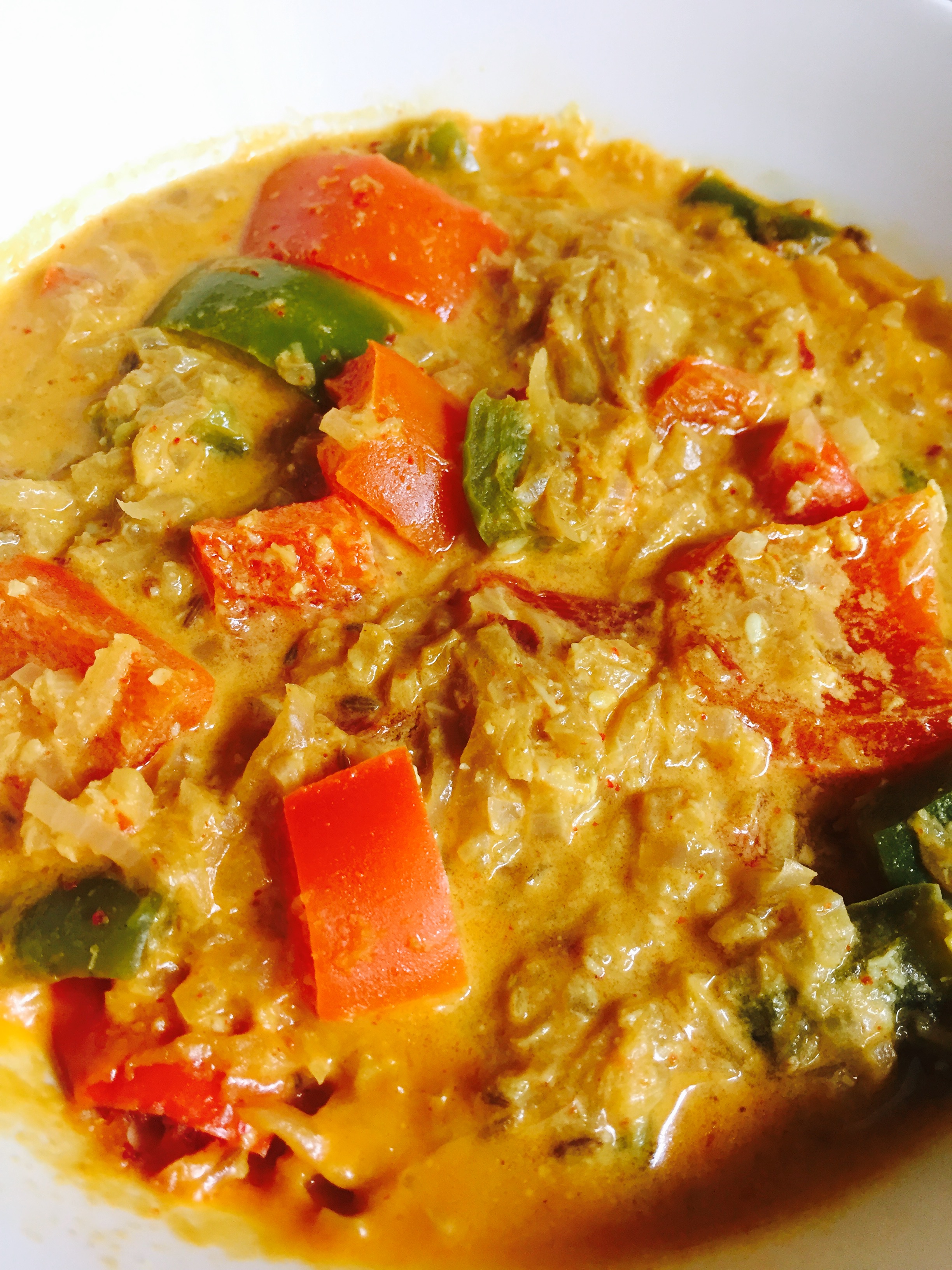 Bell Pepper Coconut Curry – Alisha Cooking